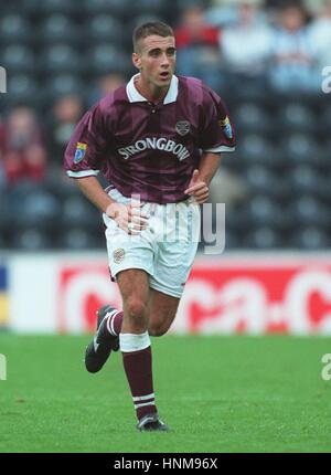 PAUL RITCHIE HEART OF MIDLOTHIAN FC 07 February 1999 Stock Photo - Alamy