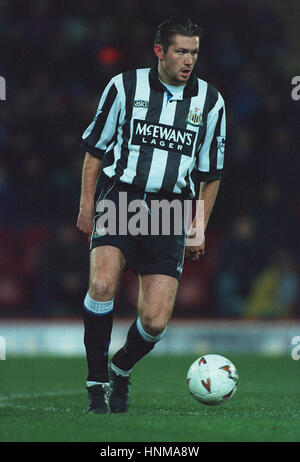 STEVE HOWEY NEWCASTLE UNITED FC 23 January 1995 Stock Photo - Alamy