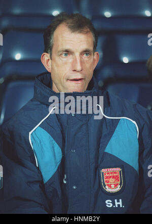 STEWART HOUSTON ARSENAL MANAGER 14 March 1995 Stock Photo - Alamy