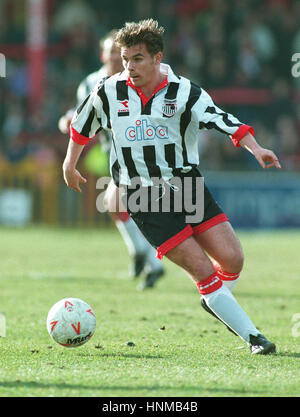 JAMIE FORRESTER GRIMSBY TOWN FC 20 March 1995 Stock Photo - Alamy