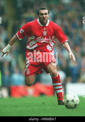 NEIL RUDDOCK LIVERPOOL FC 10 April 1995 Stock Photo - Alamy