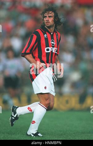 MARCO SIMONE AC MILAN 09 August 1995 Stock Photo - Alamy
