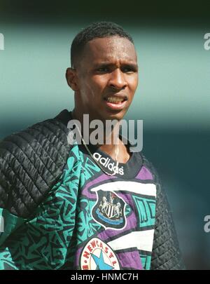 SHAKA HISLOP NEWCASTLE UNITED FC 29 November 1995 Stock Photo - Alamy