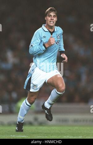 GARY FLITCROFT MANCHESTER CITY FC 18 October 1993 Stock Photo - Alamy