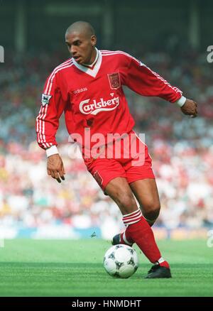 STAN COLLYMORE LIVERPOOL FC 21 August 1995 Stock Photo - Alamy