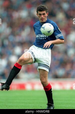 GORDAN PETRIC GLASGOW RANGERS FC 20 October 1995 Stock Photo - Alamy