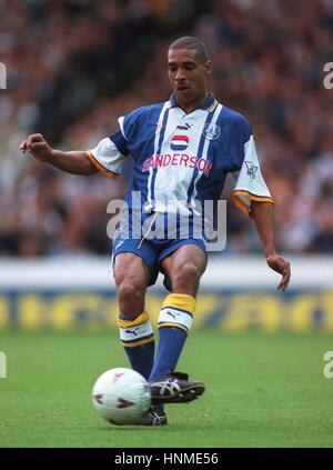 DES WALKER SHEFFIELD WEDNESDAY FC 23 September 1999 Stock Photo - Alamy
