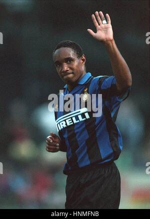 PAUL INCE INTER MILAN INCE DEBUT INTER MILAN INCE DEBUT 30 July 1995 ...