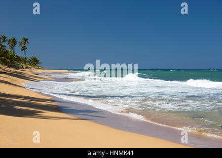 PLAYA PINONES BEACH LOIZA PUERTO RICO Stock Photo - Alamy