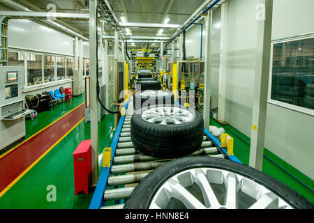 the chain production line in modern abattoir Stock Photo: 135055354 - Alamy