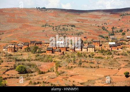 Trano gasy - brick houses in rural areas in Madagascar Stock Photo - Alamy