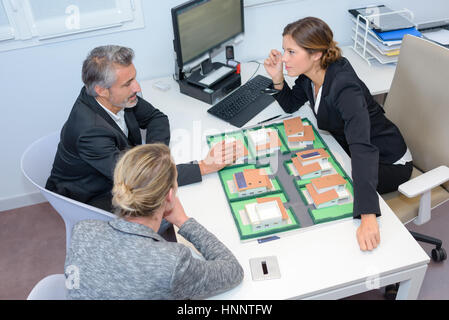 female architect in consultation with client Stock Photo - Alamy