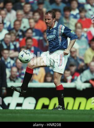 TREVOR STEVEN GLASGOW RANGERS FC 21 September 1992 Stock Photo - Alamy