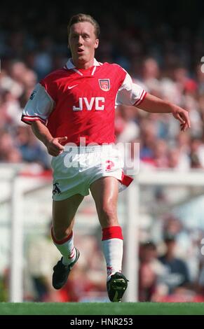 LEE DIXON ARSENAL FC 09 September 1996 Stock Photo - Alamy