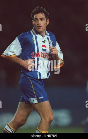 GUY WHITTINGHAM SHEFFIELD WEDNESDAY FC 13 September 1996 Stock Photo ...