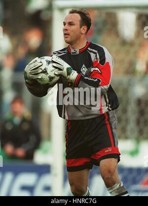 OLIVER RECK SV WERDER BREMEN 06 November 1996 Stock Photo - Alamy