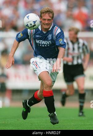 PETER VAN VOSSEN GLASGOW RANGERS FC 26 September 1996 Stock Photo - Alamy
