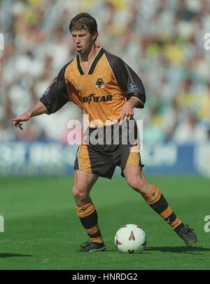 STEVE FROGGATT WOLVERHAMPTON WANDERERS FC 15 October 1996 Stock Photo ...