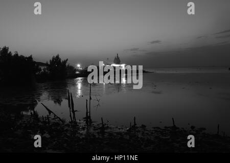 Temple in the Sea Hindu pilgrimage site in Waterloo, Carapichaima ...