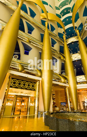 The lobby in a luxury hotel in Dubai. Dubai, UAE Stock Photo - Alamy