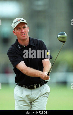 IAN GARBUTT ENGLAND BRITISH OPEN ST.ANDREWS 23 July 2000 Stock Photo ...