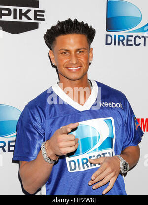 Paul "Pauly D" DelVecchio arrives on the red carpet for the 'Jersey ...