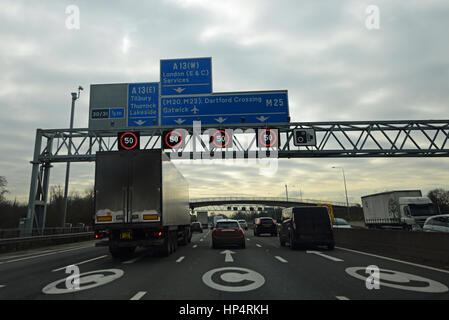 Overhead Gantry Signs On The M25 Motorway Stock Photo - Alamy