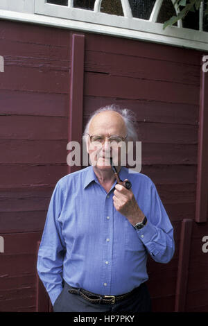 Frank KERMODE - Date : 20001201 ©Basso Cannarsa/Opale Stock Photo - Alamy