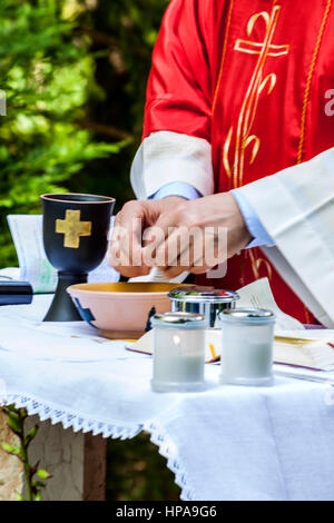 Preparing for the sacrament of communion Stock Photo - Alamy