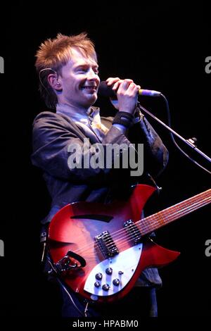 Thom Yorke lead singer of Radiohead perfroms on stage Stock Photo - Alamy