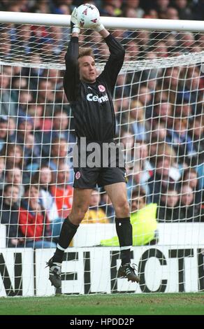 MARK SCHWARZER MIDDLESBROUGH FC 04 March 1997 Stock Photo - Alamy
