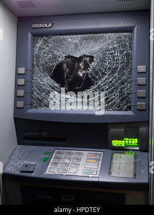 vandalized atm cash machine Stock Photo - Alamy