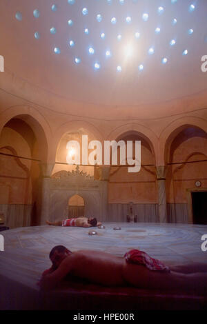 Cemberlitas Hamami, Turkish Bath in Çemberlitaş was built in 1584. It ...