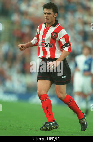JASON DODD SOUTHAMPTON FC 20 September 1998 Stock Photo - Alamy