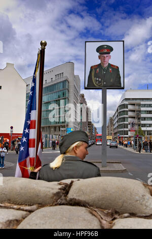Checkpoint Charlie ,Berlin, Alemania, europe Stock Photo - Alamy