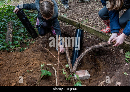 primary school kids building a hibernaculum step by step pictures ...