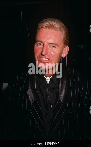 Mike McCartney (born Peter Michael McCartney, 7 January 1944, at Walton ...