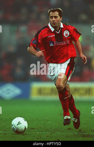 IAN WOAN NOTTINGHAM FOREST FC 14 July 1999 Stock Photo - Alamy