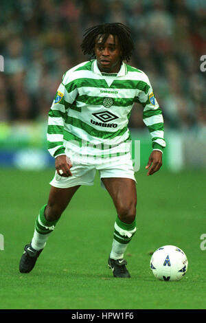 REGI BLINKER GLASGOW CELTIC FC 10 August 1998 Stock Photo - Alamy