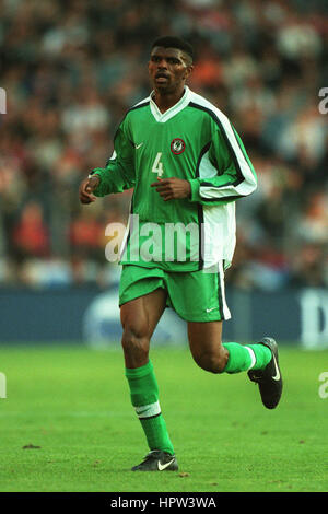 NWANKWO KANU NIGERIA & INTER MILAN 24 April 1998 Stock Photo - Alamy