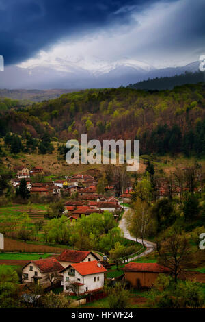 Rural Life In The Bulgarian Countryside Stock Photo - Alamy