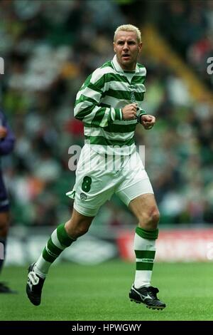CRAIG BURLEY GLASGOW CELTIC FC 26 July 1998 Stock Photo - Alamy