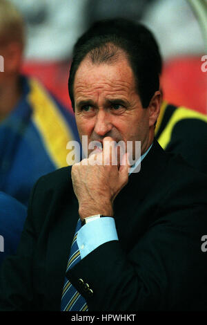 GEORGE GRAHAM LEEDS UNITED FC MANAGER 29 January 1997 Stock Photo - Alamy