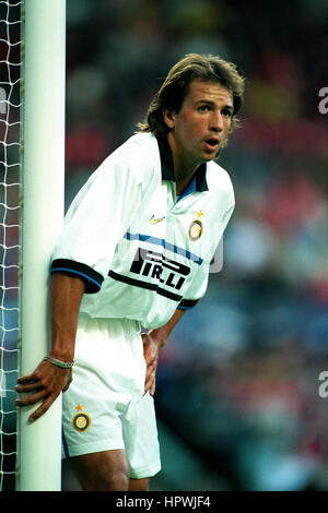 BENOIT CAUET INTER MILAN FC 12 August 1998 Stock Photo - Alamy
