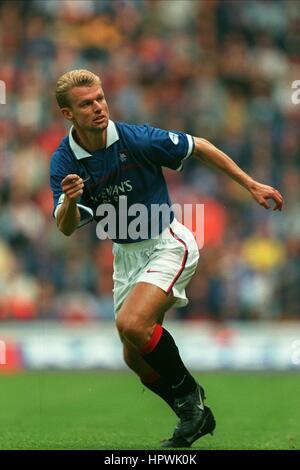 ARTHUR NUMAN GLASGOW RANGERS FC 17 August 1998 Stock Photo - Alamy