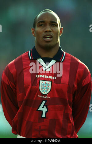 PAUL INCE ENGLAND & LIVERPOOL FC 07 September 1998 Stock Photo - Alamy