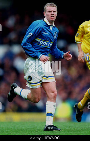 MICHAEL BALL . EVERTON FC 12 September 1998 Stock Photo - Alamy