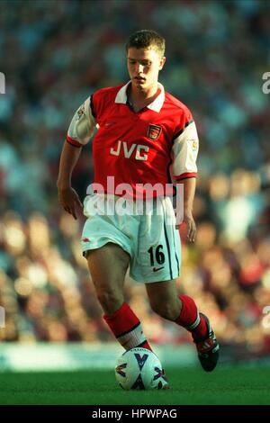 STEPHEN HUGHES ARSENAL FC 21 September 1998 Stock Photo - Alamy
