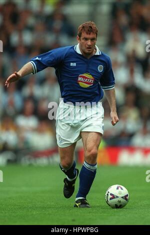 GERRY TAGGART LEICESTER CITY FC 16 October 1999 Stock Photo - Alamy