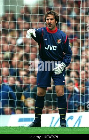 DAVID SEAMAN ARSENAL FC 05 August 2000 Stock Photo - Alamy